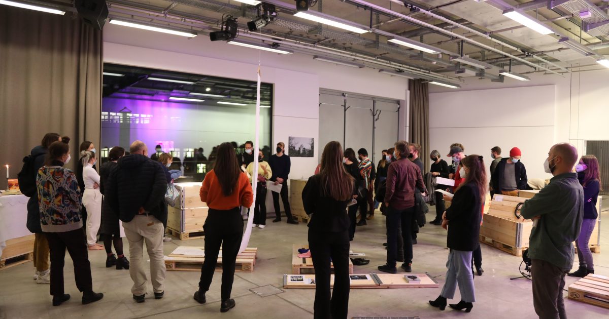 SKKG | Exploring the Collection